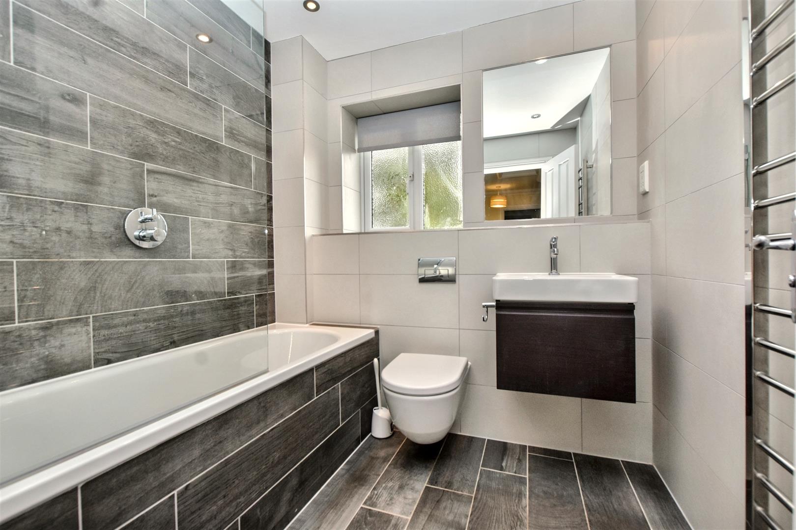 Property Details for Rangemore Close, Eastbourne - Town Property Estate ...